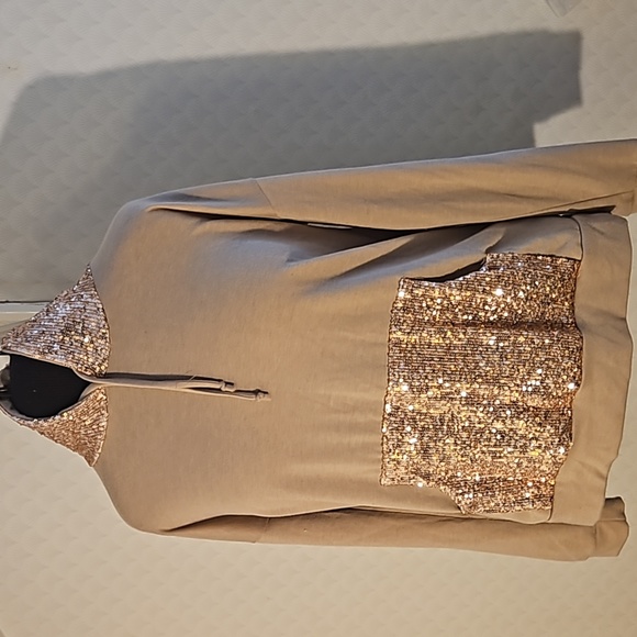 7th Ray | Sweaters | 7th Ray Sequin Sparkle Hoodie Front Pocket | Poshmark